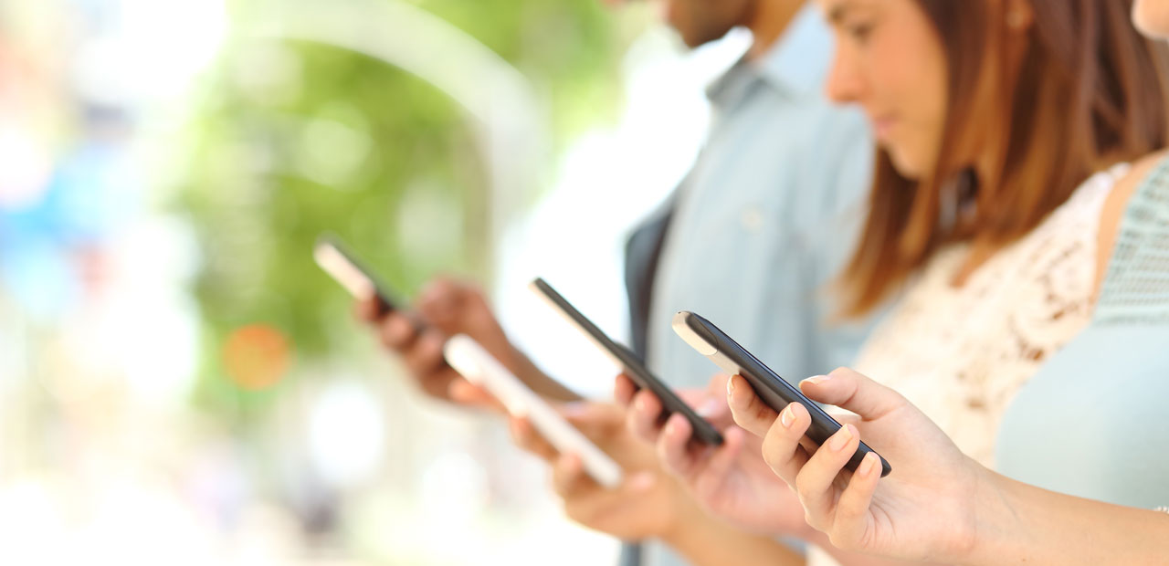 5 tips to save data and money | Vancity Blog